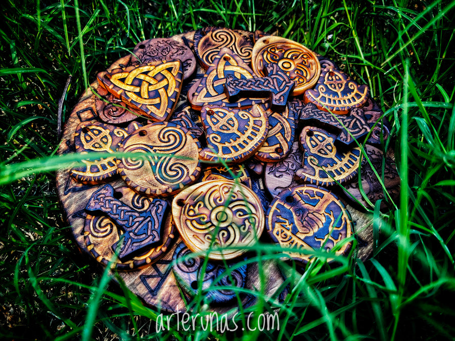 Arte Runas Artesanía - Tienda vikinga y celta en España - Asturias ...